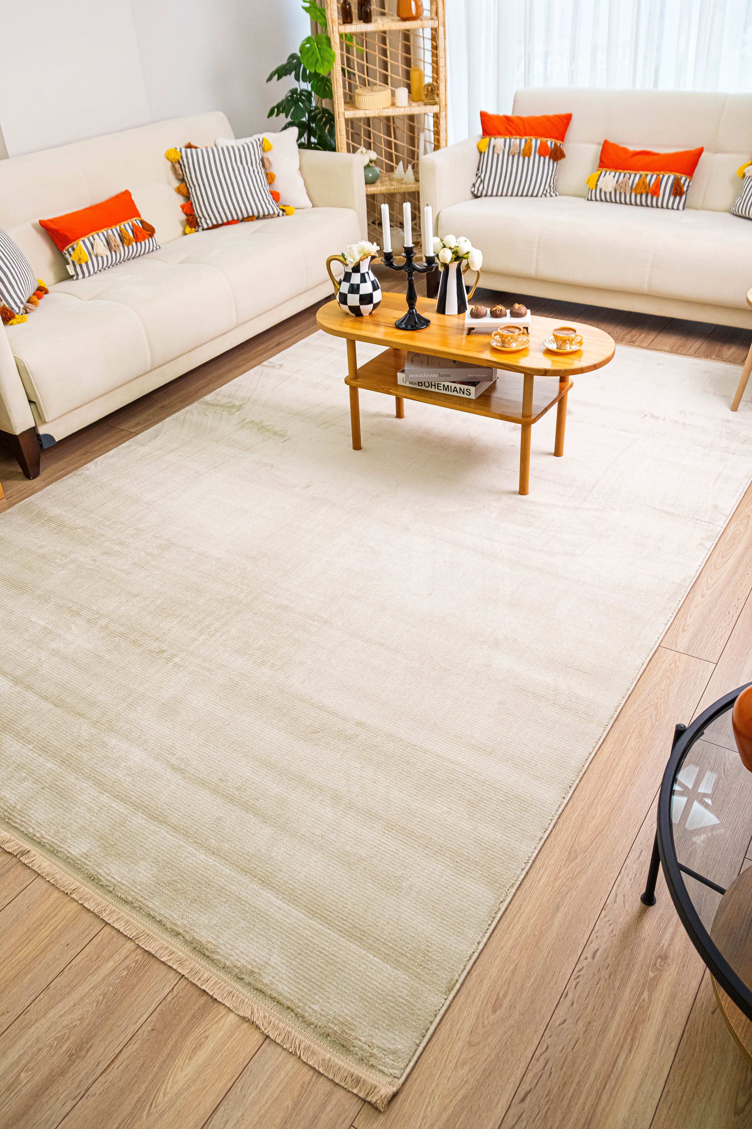 Pera PE 03 Beige Modern Desenli Yumuşak Salon Halısı